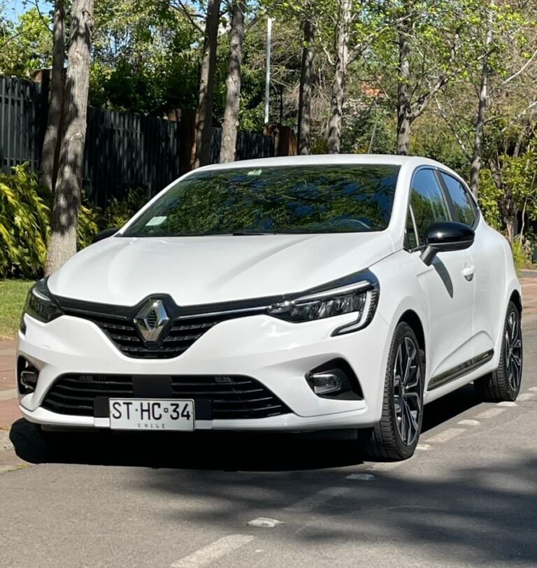 RENAULT CLIO INTENSE 1.0 TURBO MECANICO – 2023 – 28.500 KM – CZ cars.cl